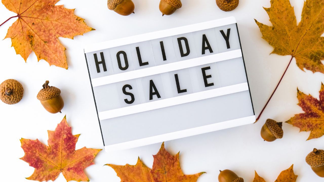 Multilingual Thanksgiving Campaigns for E-commerce